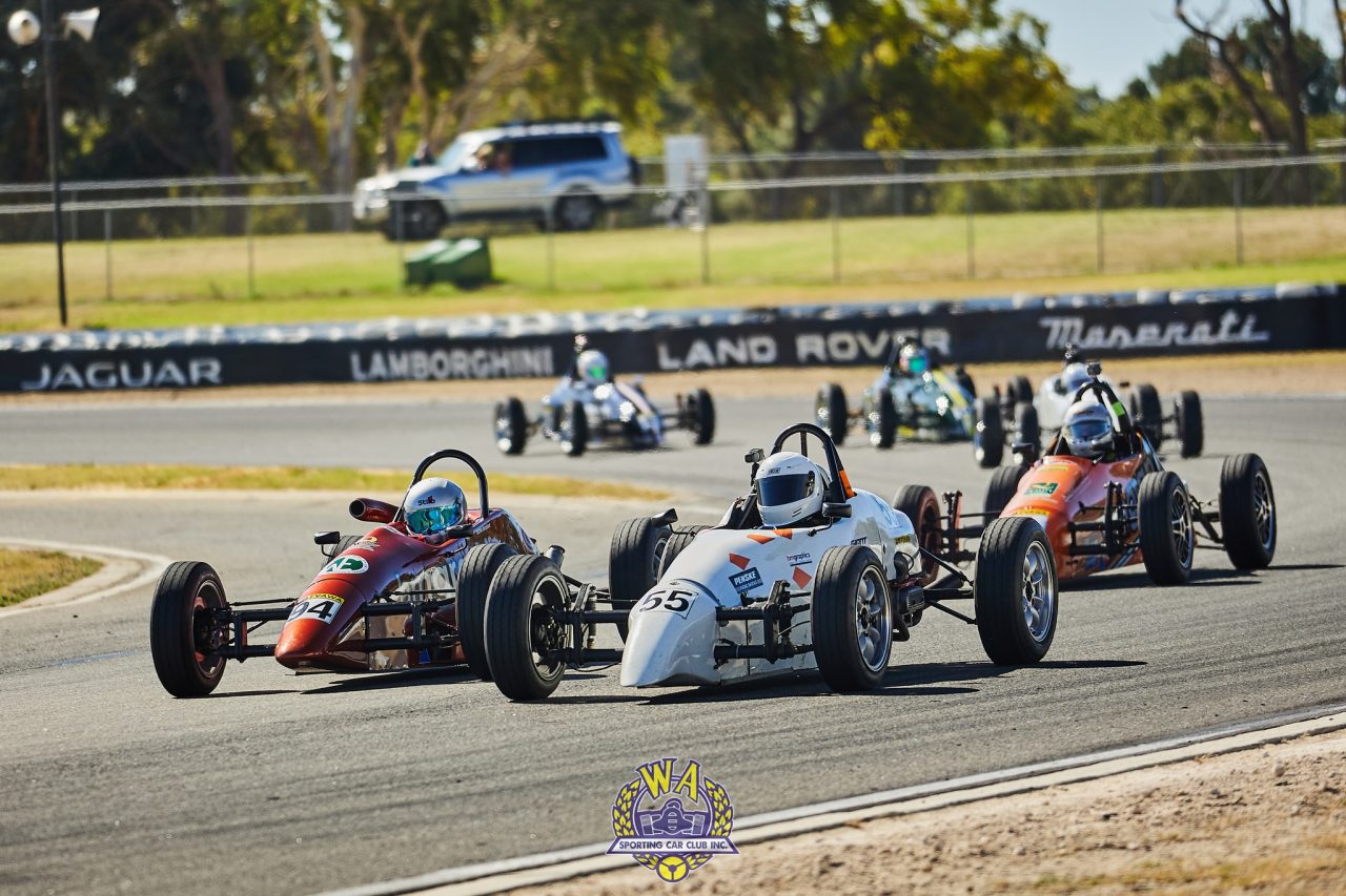 Round 9 | Carco.com.au Raceway | BMGraphics and Morton Plate | Formula ...